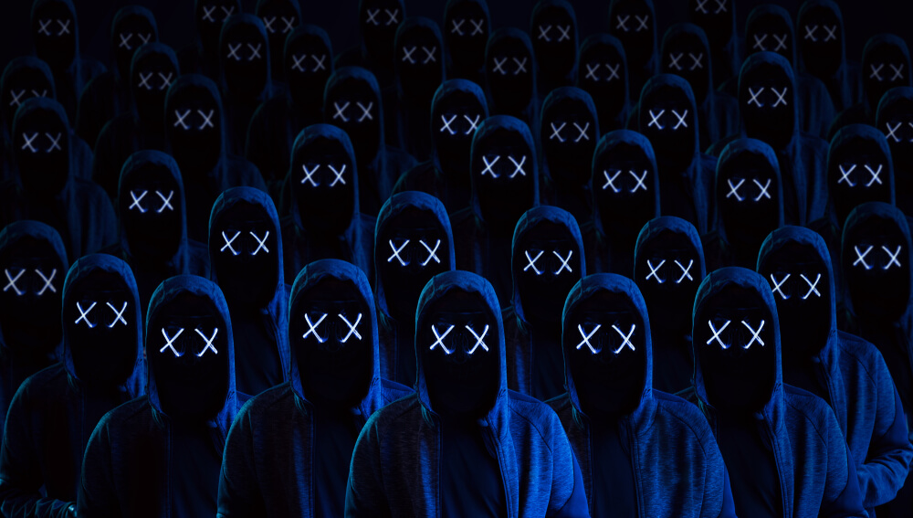 Hacker Forum Data Breach Exposes 100,000 Users!